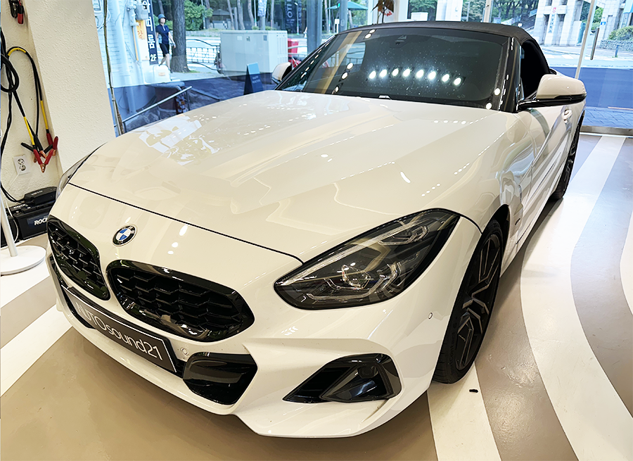 BMW Z4 2024년식 독일산 명품 DSP, 헬릭스 V8 DSP mk2 로 컨버터블 차량에 더욱 중요한 카오디오 시스템을 구축합니다.
